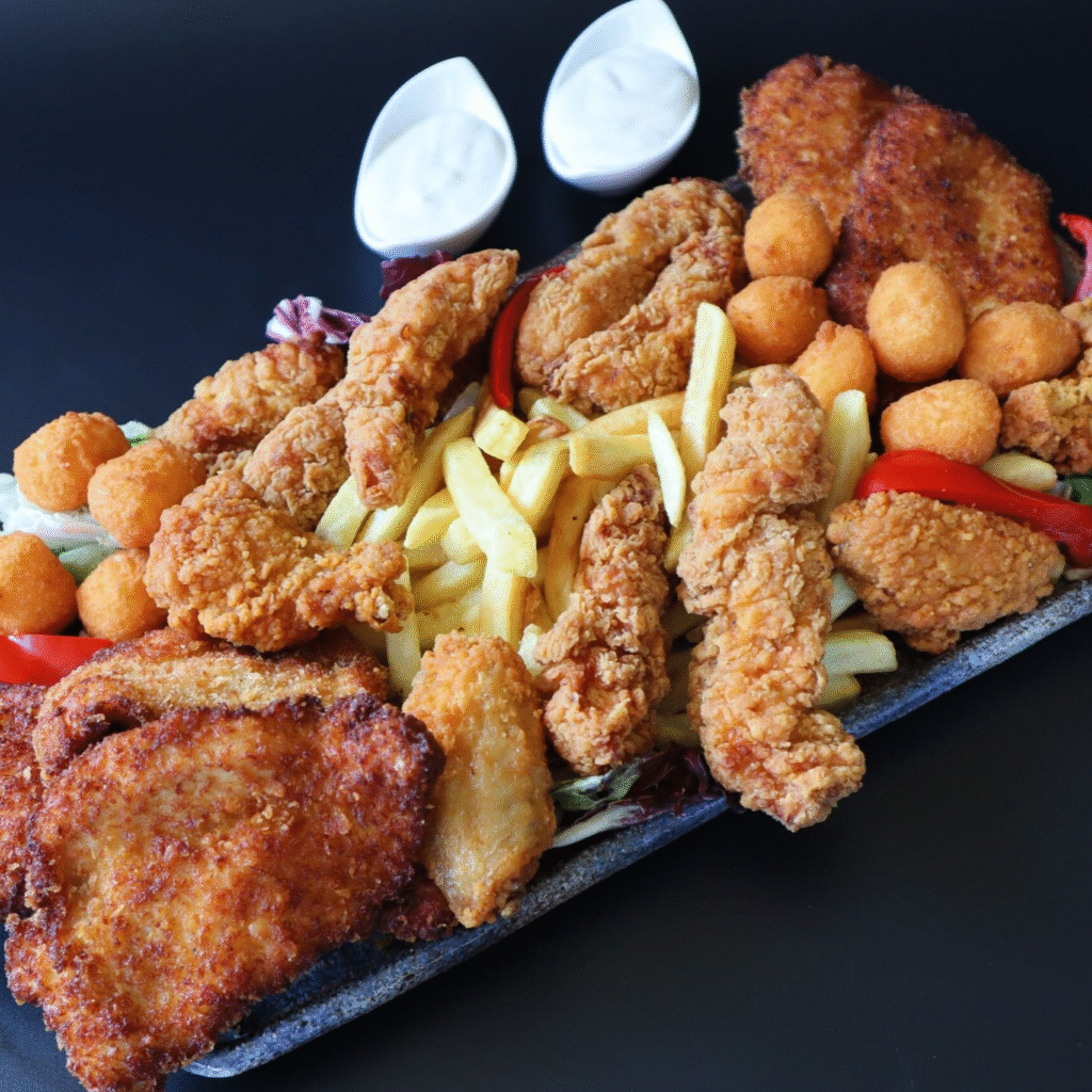 Platou Snitel si Crispy 4 Persoane » Food Story